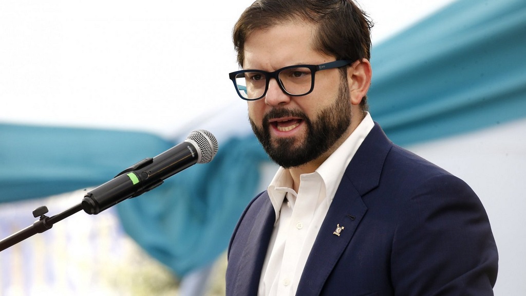 Boric assistera à l’investiture de Milei, malgré leurs différends ...